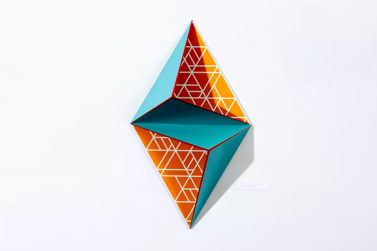 3D geometrische schilderijen van Kate Matthews