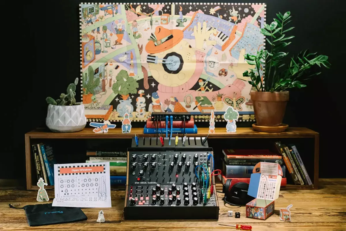 Moog Sound Studio All-in-One Modular Synth Kits គឺជាការសំយោគសម្រាប់អ្នកចាប់ផ្តើមដំបូង