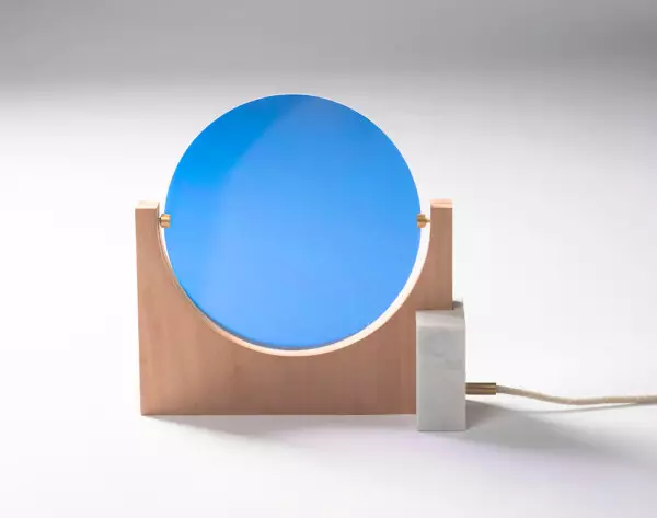 Lamp die seizoensgebonden affectieve stoornis verlicht - Design Milk