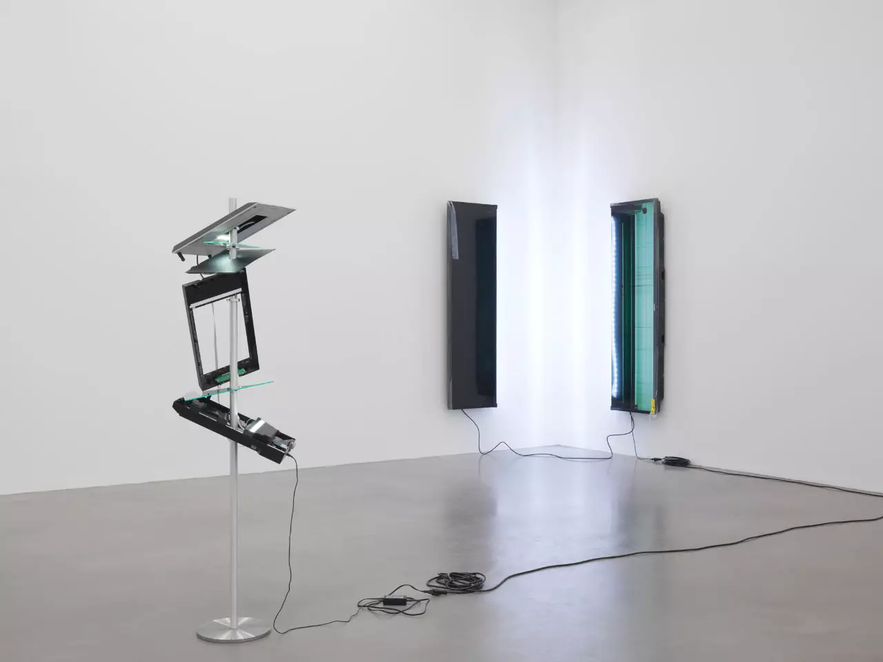 Breaking Technology: Walead Beshty's nieuwe sculptuur 4782_7