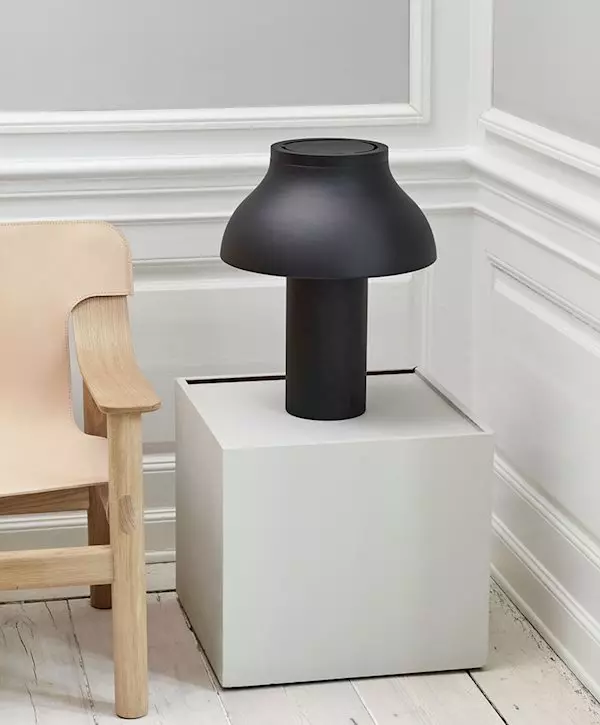 Prenosná PC lampa HAY rozžiari každú príležitosť