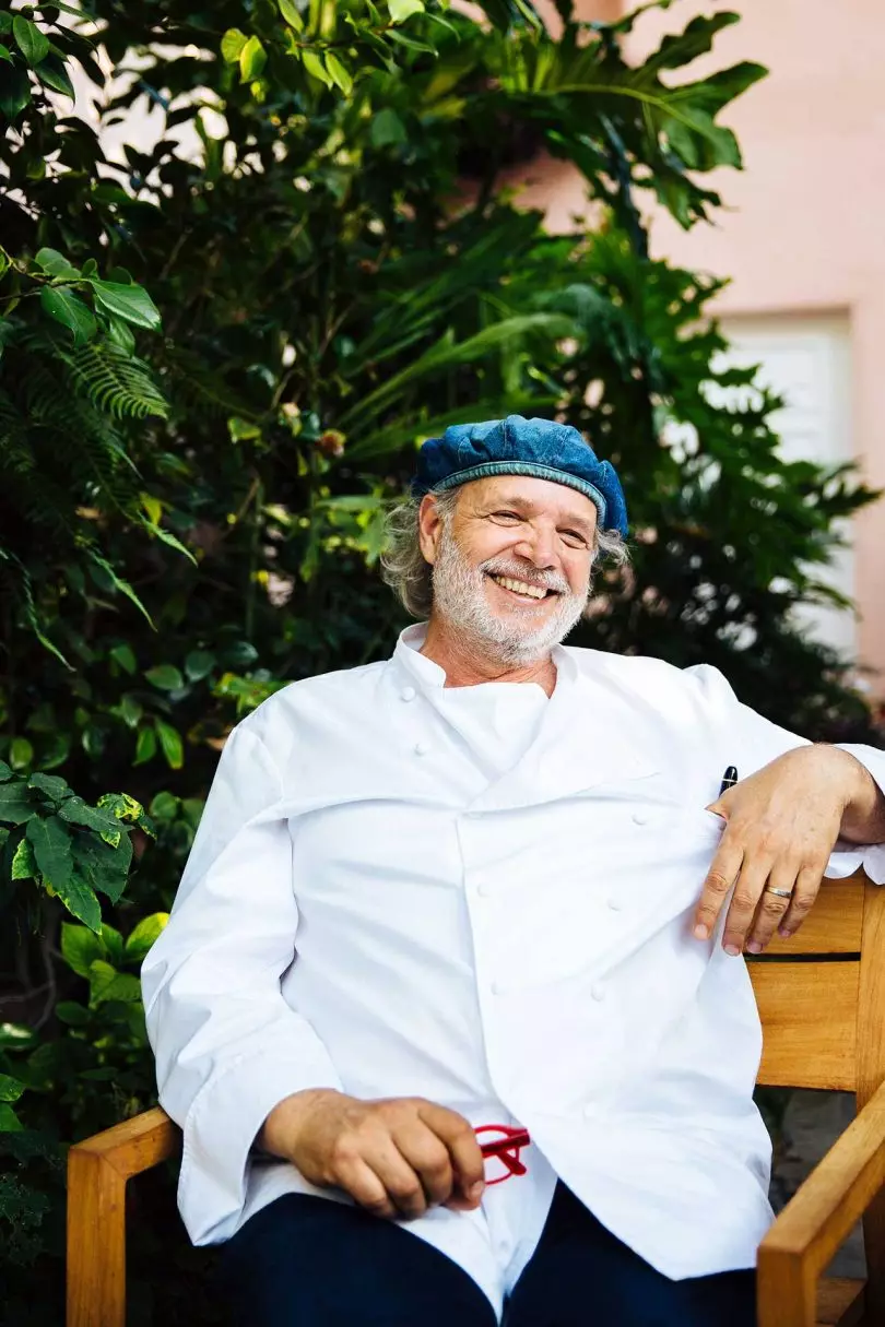 La poesía del enfoque primario y honesto de Francis Mallmann hacia la comida