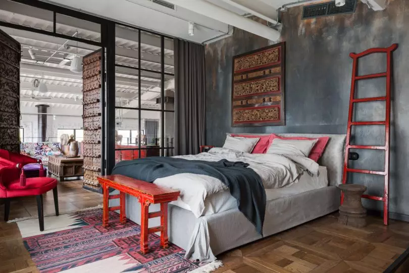 Loft Eclectic ni Awọn ile Kyiv Awọn Iṣura Lati Ti o ti kọja ati lọwọlọwọ 5114_13