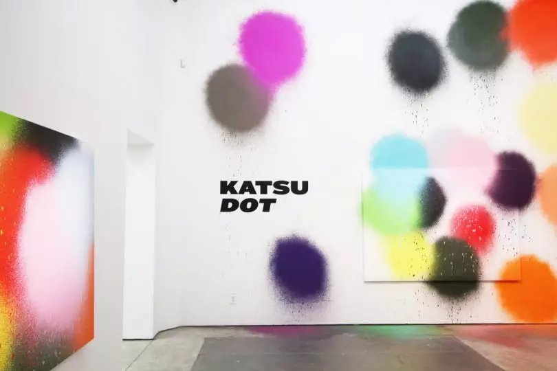 I-KATSU's Spray Painting Drones ihlasela iGalari yonke