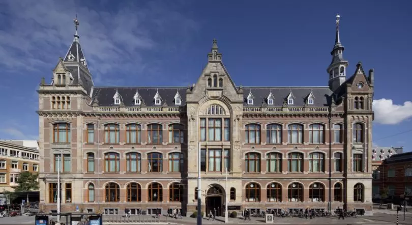 Moderný hotel sa skrýva v bývalom konzervatóriu historickej hudby v Amsterdame