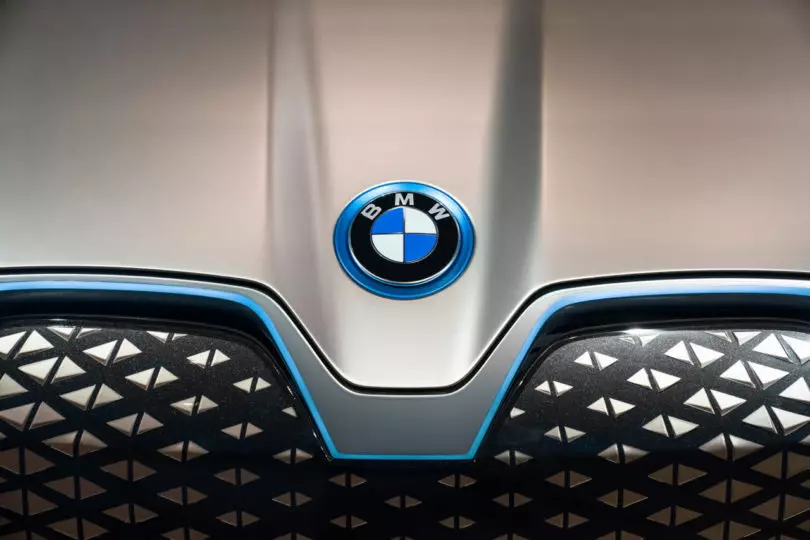 A Close-Up karo BMW Vision iNEXT