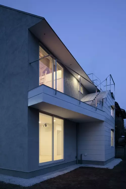 Shakujii Y House di Ikeda Yukie Architects