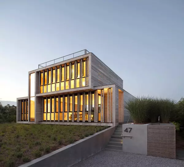 Amagansett Dunes by Bates Masi + Architects