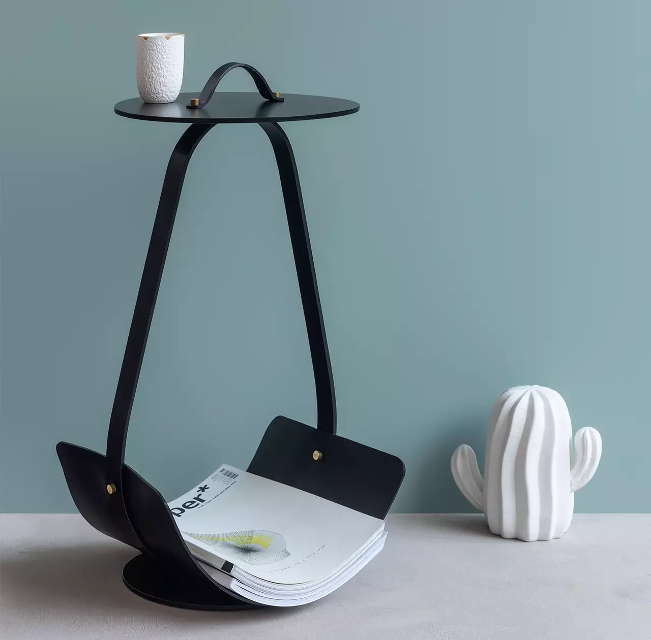 Zin é unha mesa de centro atractiva de Isabel Quiroga - Design Milk