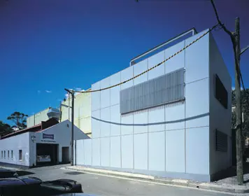 Dodds House any Aostralia nataon'i Ian Moore Architects