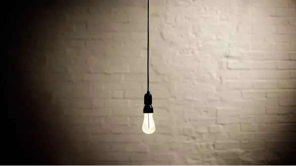 Plumen-002-Tasarımcı-Düşük Enerjili-Ampul-Ampul-11